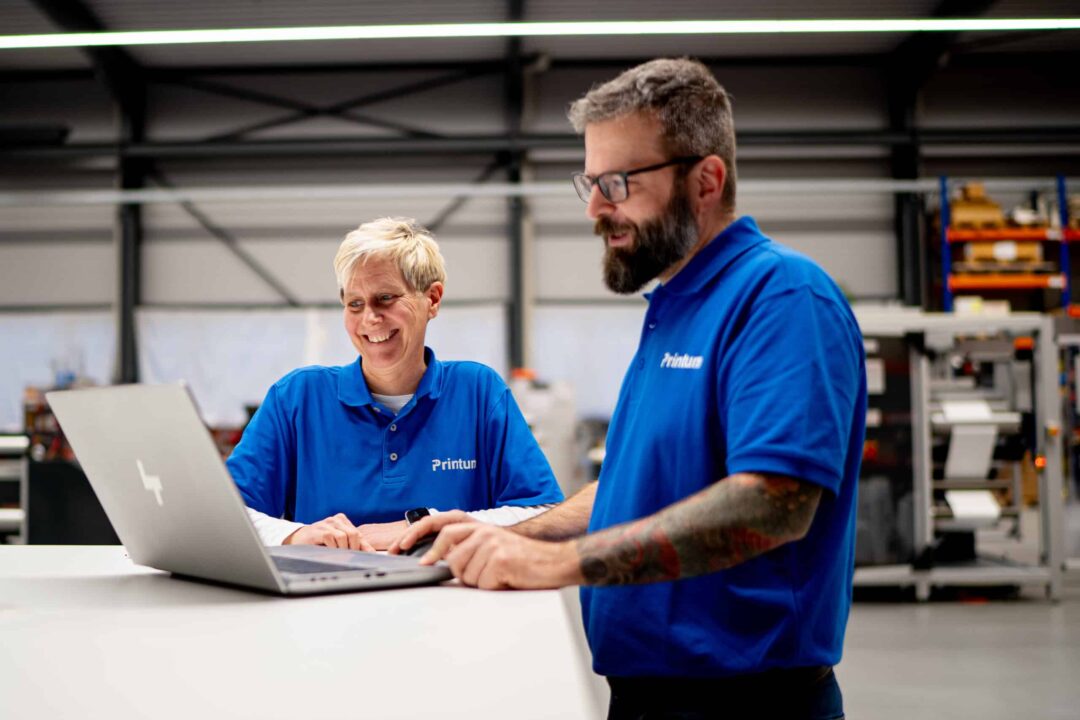 Kundendienst im Sondermaschinenbau | Printum Technology GmbH | Sondermaschinenbau für Rollen.